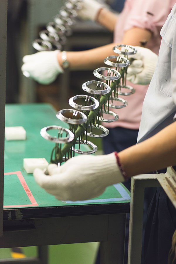 50 Bilder zeigen die neue Nikon Z 7 spiegellose Kamera, die in Sendai ...