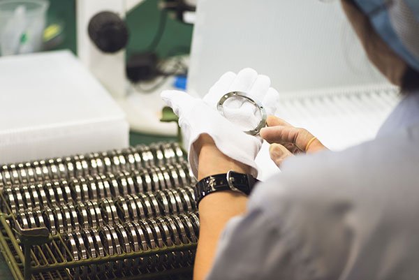 50 Bilder zeigen die neue Nikon Z 7 spiegellose Kamera, die in Sendai ...