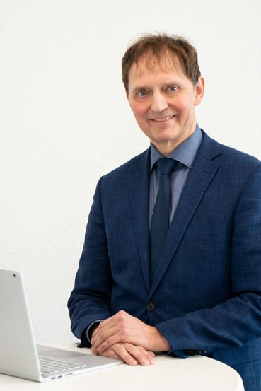 Geschäftsführerwechsel bei der Tamron Europe GmbH › Netzwerk Fotografie